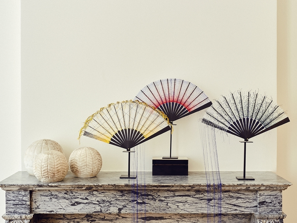 Éventails de Luxe, accessoires Couture et objets de décoration