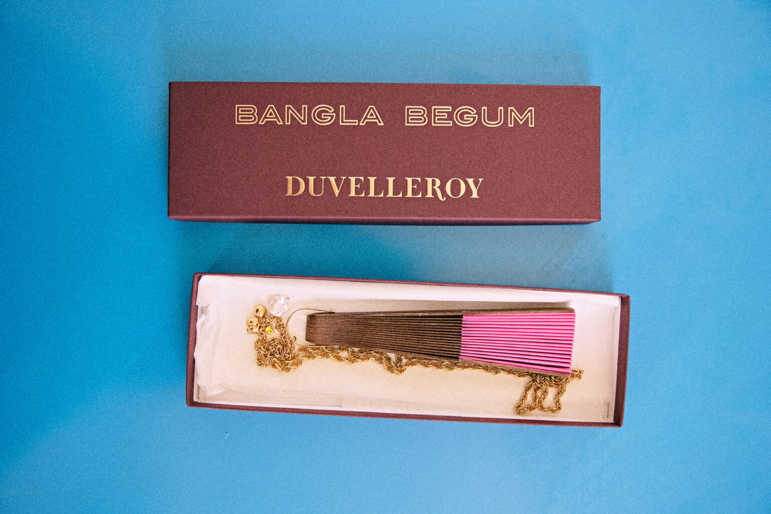 Bangla Begum x Duvelleroy Long Necklace Lea Hand-fan