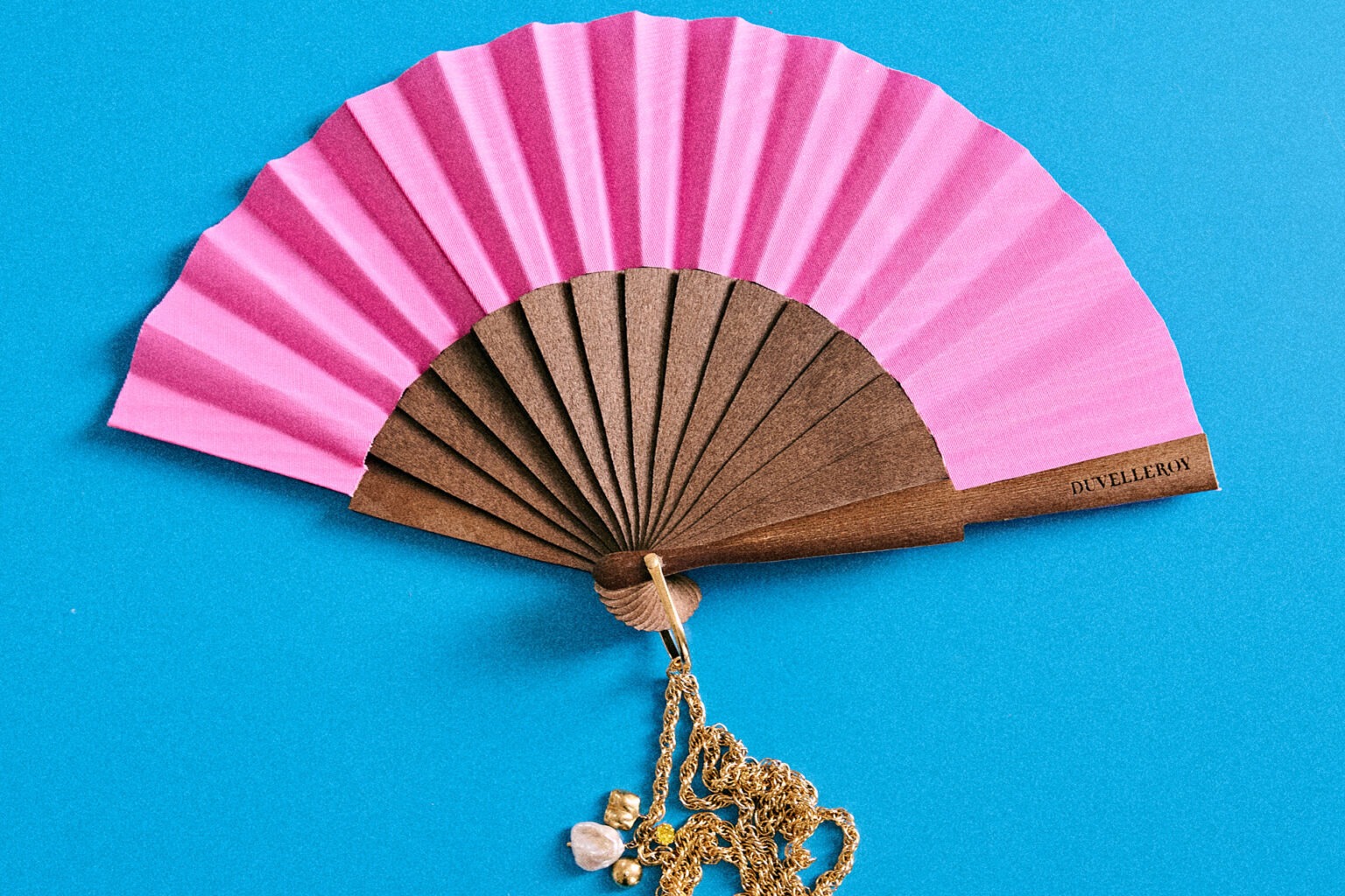 Bangla Begum x Duvelleroy Long Necklace Lea Hand-fan